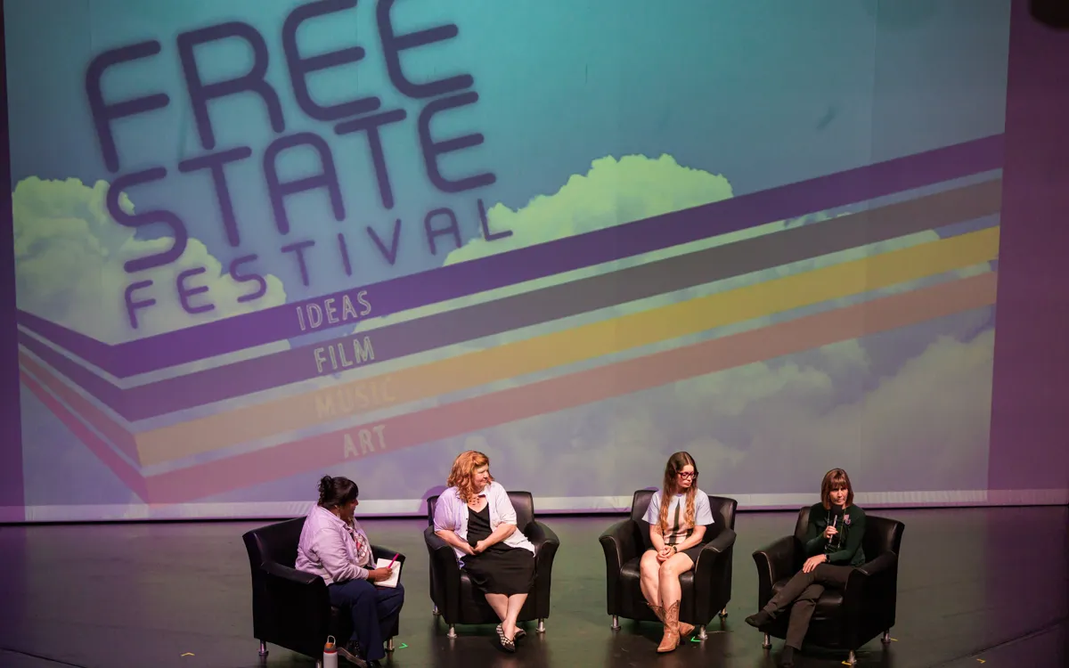 The Lawrence Times: Panel of Lawrence librarians discuss challenges to ...